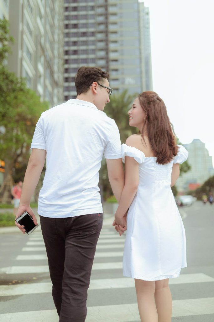 Bộ ảnh couple chụp ngoại cảnh tại Landmark- HThao Studio
