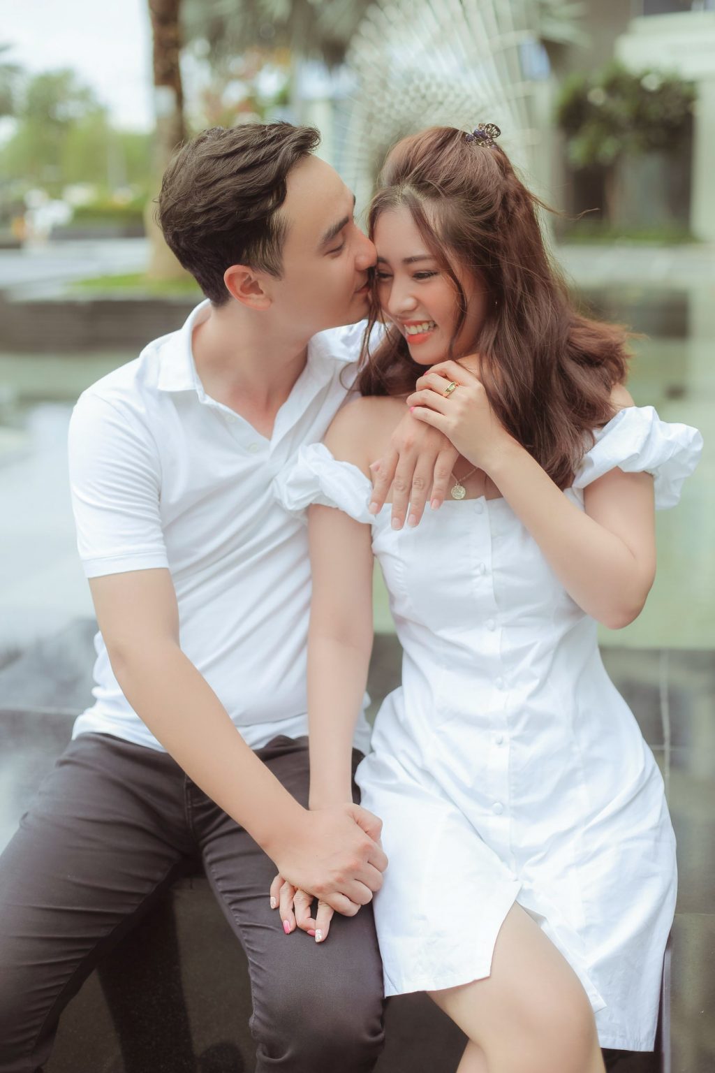 Bộ ảnh couple chụp ngoại cảnh tại Landmark- HThao Studio