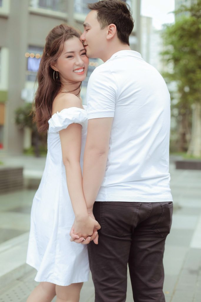 Bộ ảnh couple chụp ngoại cảnh tại Landmark- HThao Studio
